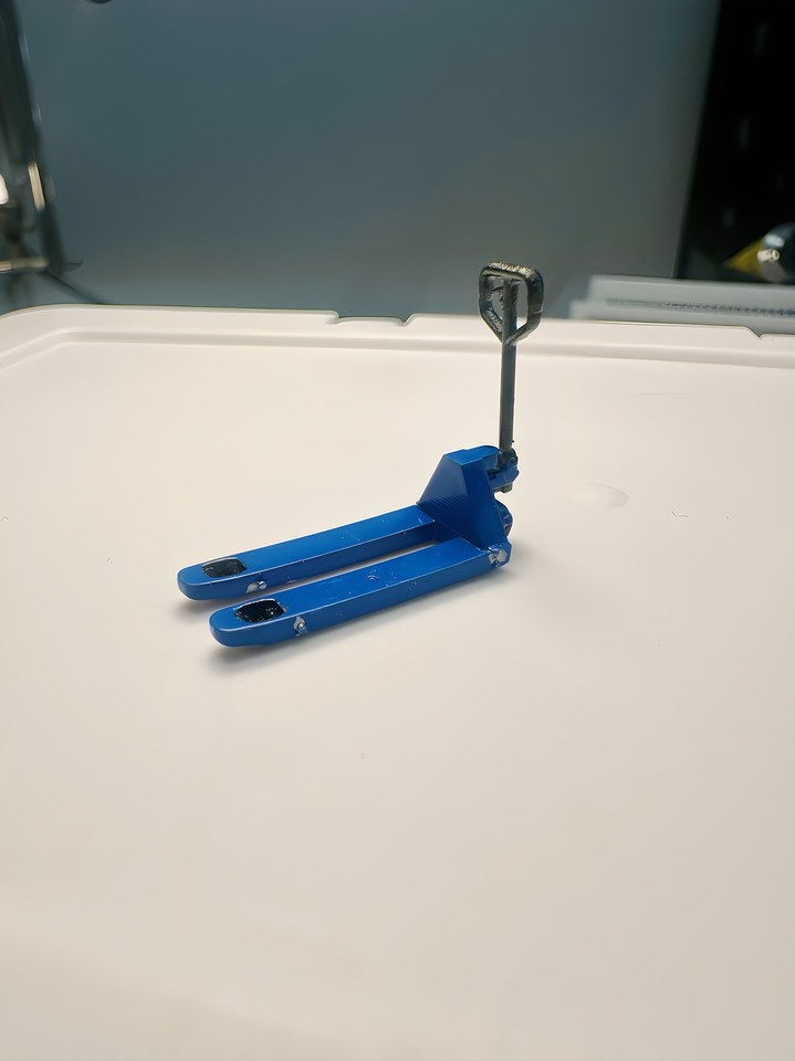 Diorama 1/64 Car Engine Hanger Model Garage Repair Tools Scene Model ...