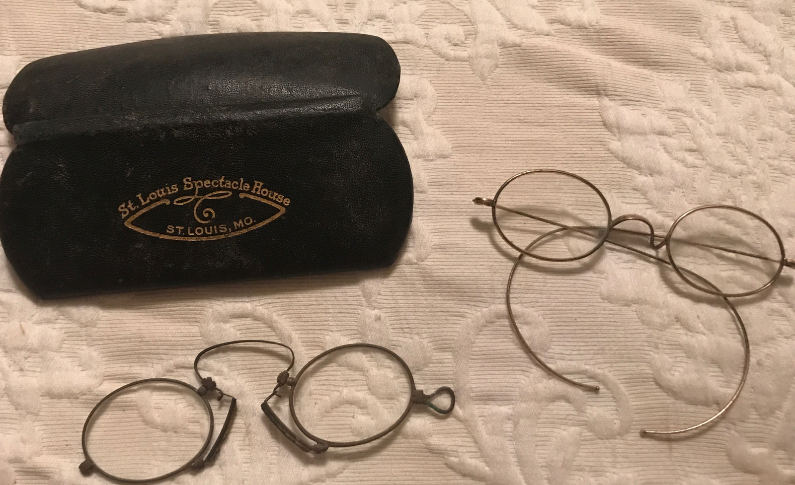 Antique lot gold frame glasses & frameless spectacles… - Gem