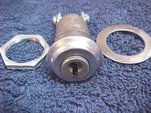 NOS Farmall IH Tractor Ignition Starter Switch Lock & Keys | eBay