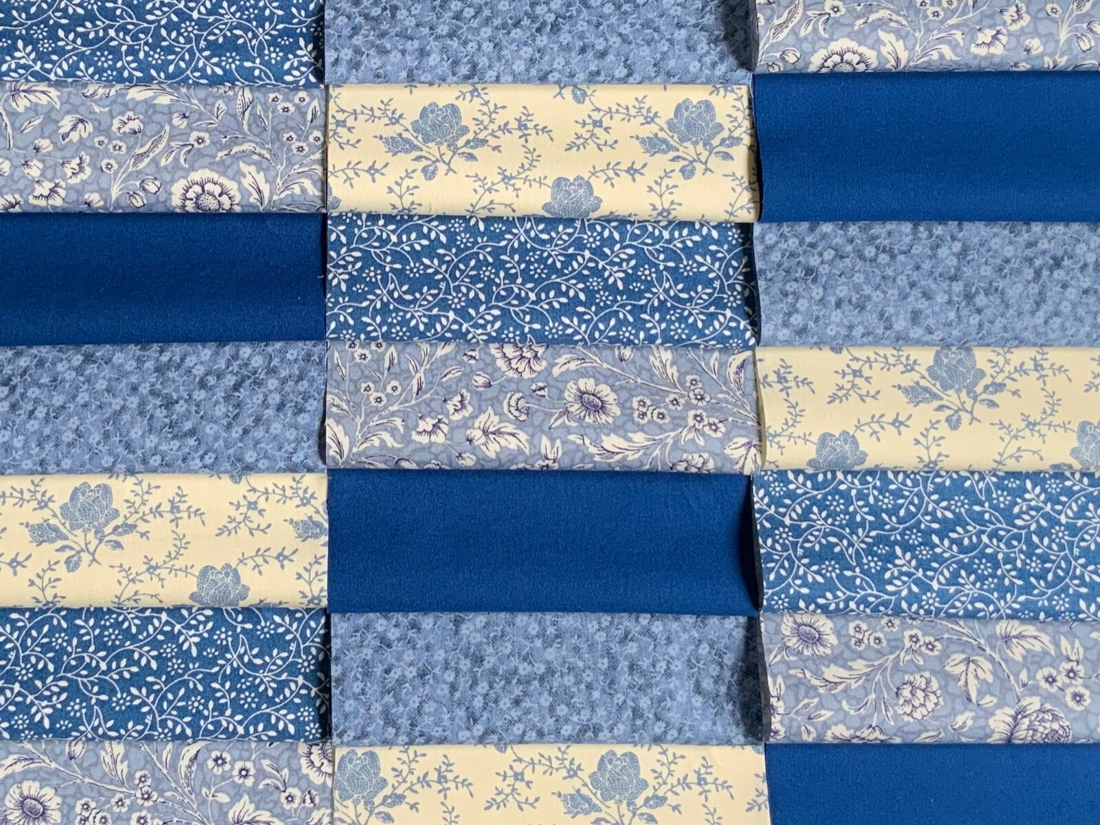 fabric patchwork squares 30 x 5" (12.5cms) cotton quilting craft floral ...