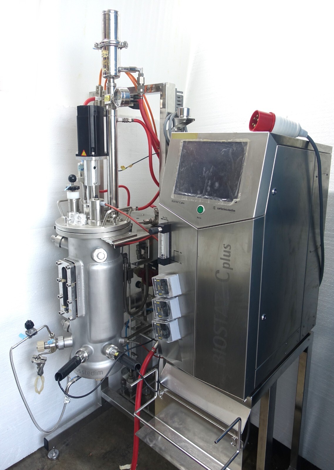 SARTORIUS BIOSTAT CPLUS 10 L STERILIZABLE-IN-PLACE SIP FERMENTER ...