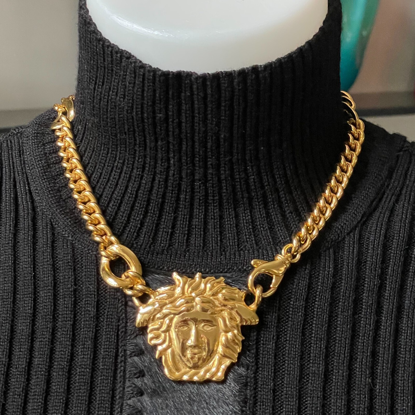 GIANNI VERSACE chain necklace w/ Medusa head from S/S 1993, Miami ...