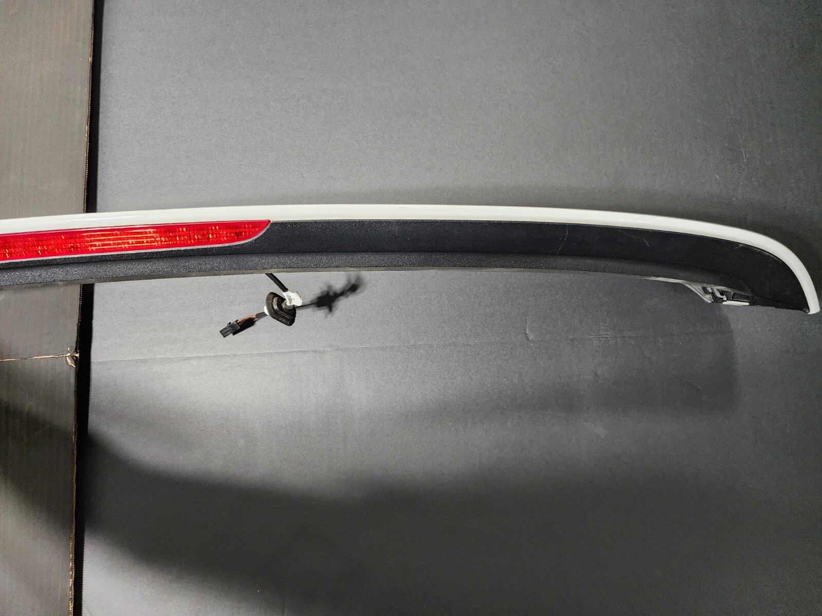 AUDI Q5 REAR 09-17 TRUNK LID TAILGATE SPOILER BRAKE LIGHT PEARLE WHITE ...