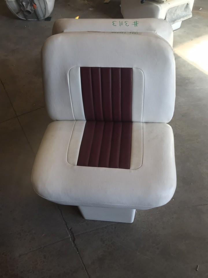 92 Sea Ray 270 back to back boat seats with mount base compartment | eBay