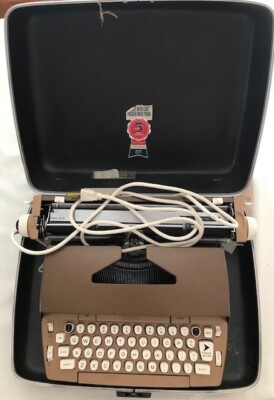 1962 Smith Corona Coronet 10 Automatic Typewriter in Beige - IT WORKS ...