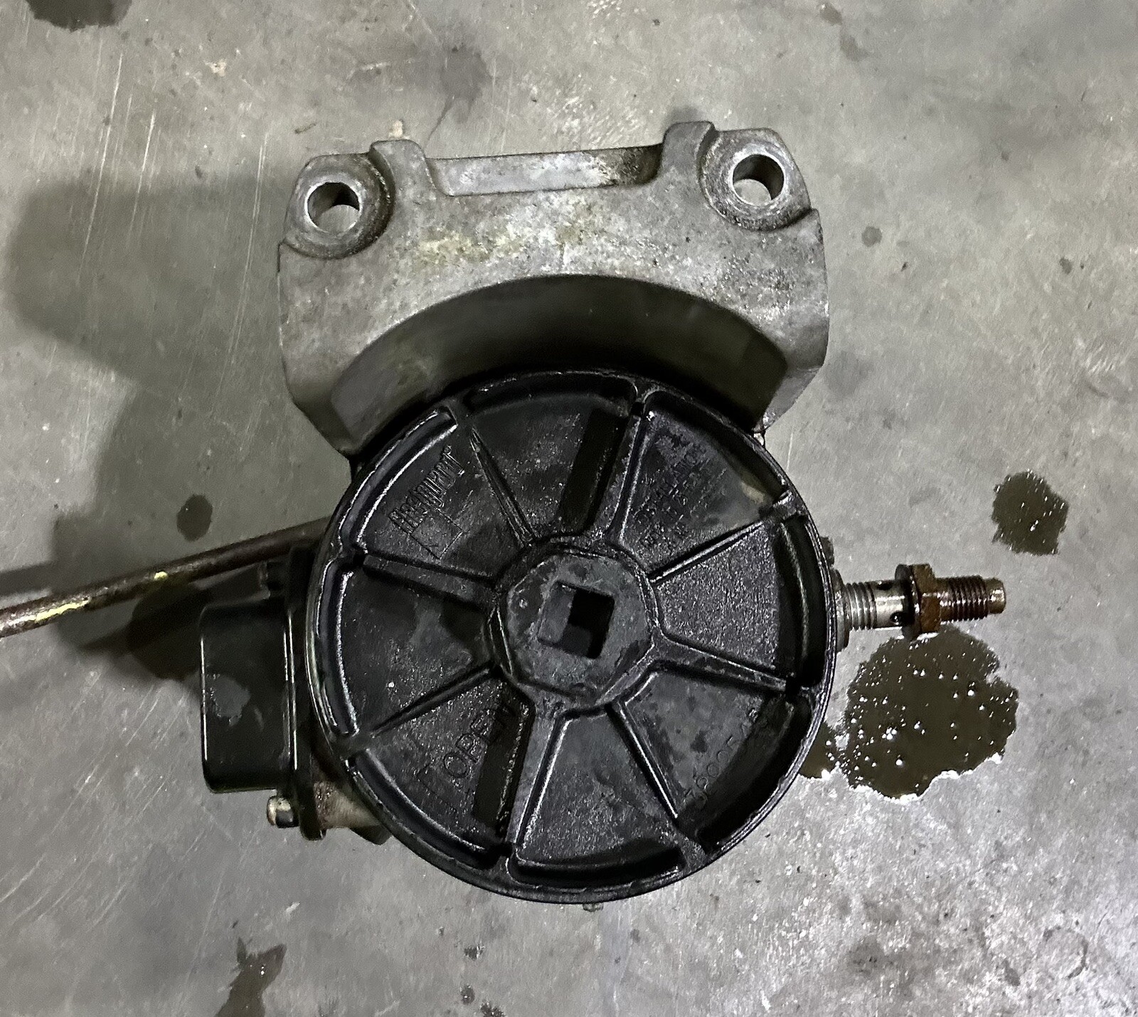 Fleetguard Diesel Fuel Filter Housing Fs1263 Dodge 5.9 Cummins 2000 ...