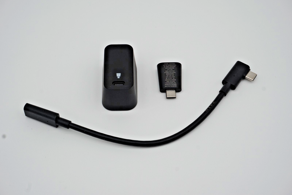 5x HTC VIVE Ultimate Tracker | VRChat Full Body Tracking | EXCELLENT | eBay