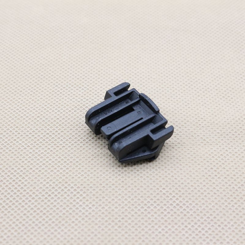 20X Fender Liner Splash Shield Moulding Clip Blind Rivet 0155305233 For ...