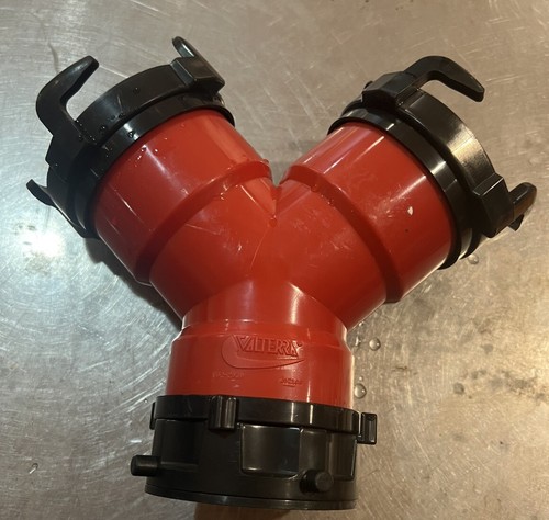 Valterra F02-2030 3" Rotating RV Wye with Bayonet Fittings Red ...