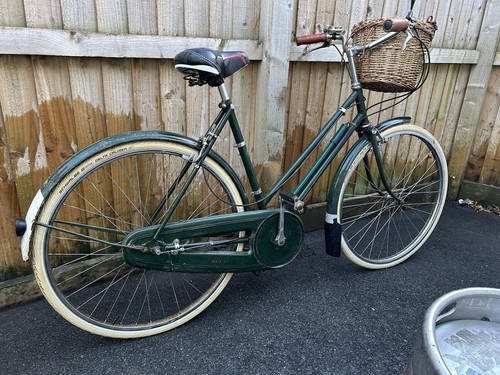 Vintage Raleigh All Steel Bicycle Green Ladies Bike Superb 26" Wheel ...