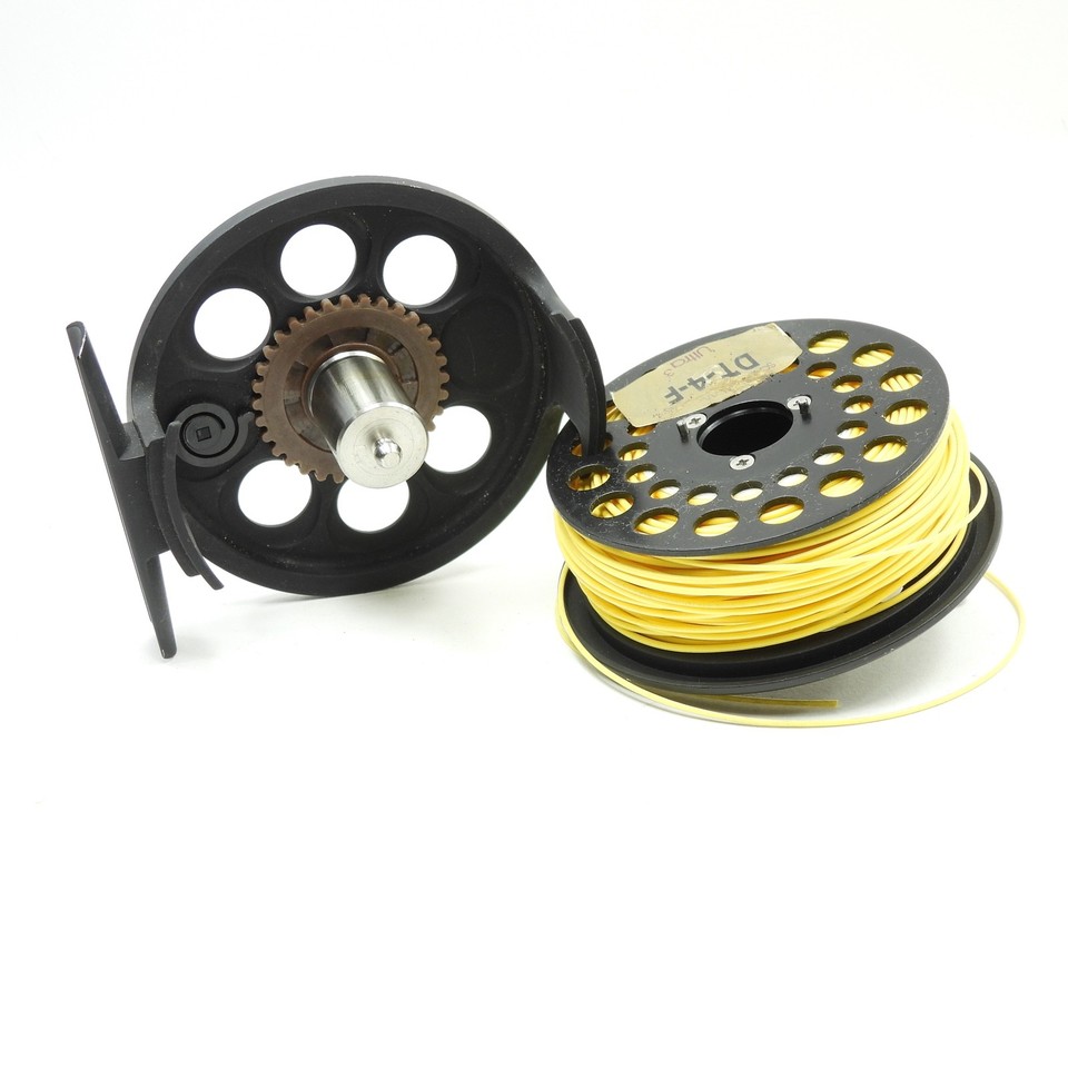 Ross Gunnison G-1 Fly Fishing Reel. Made in USA. Matte Black. W/ Pouch ...