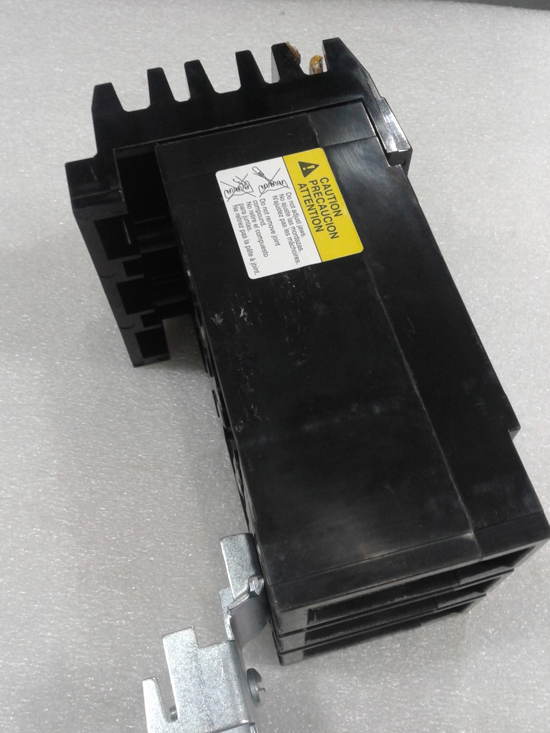 QDA32225 SQD 3POLE 225AMP 240V NEW | eBay