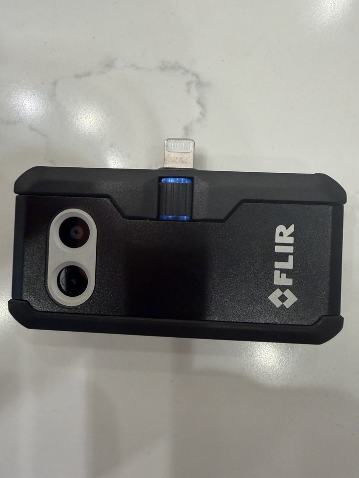 Flir iOS Lightning Thermal Camera Accessory Attachment with Case and ...