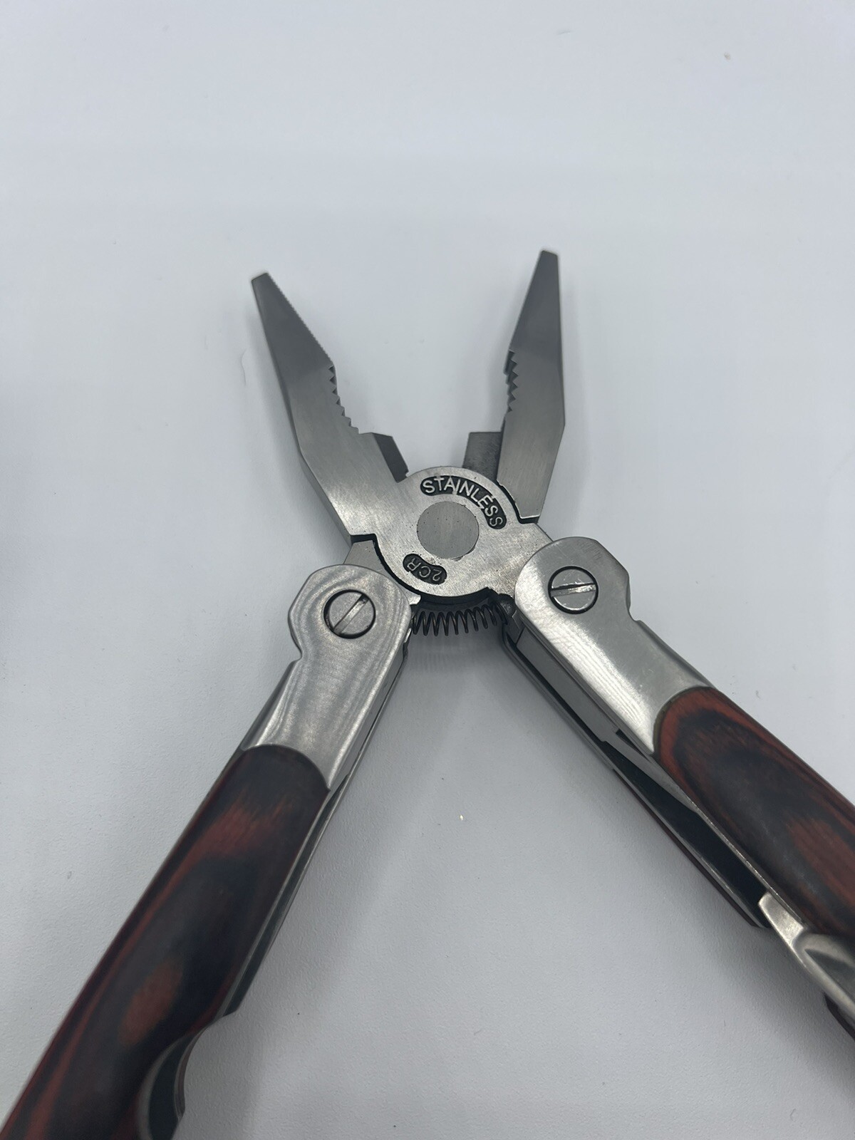 Winchester 2CR Big Wood Multi-Tool Wood Grain Grips & Nylon Sheath | eBay