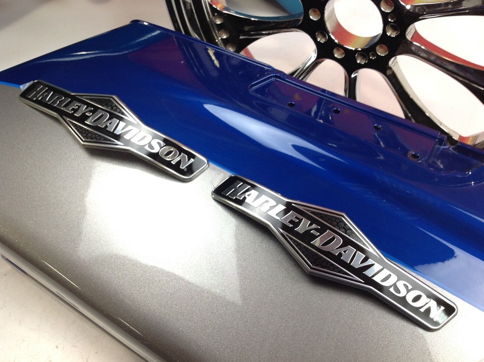 Genuine Harley Softail Skull Willie G Fuel Gas Tank Set Emblems Badges ...