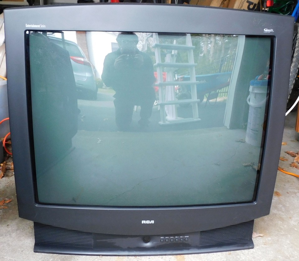 Large VTG 2000 RCA 32" CRT TV F32648 Entertainment Series Retro Gaming ...