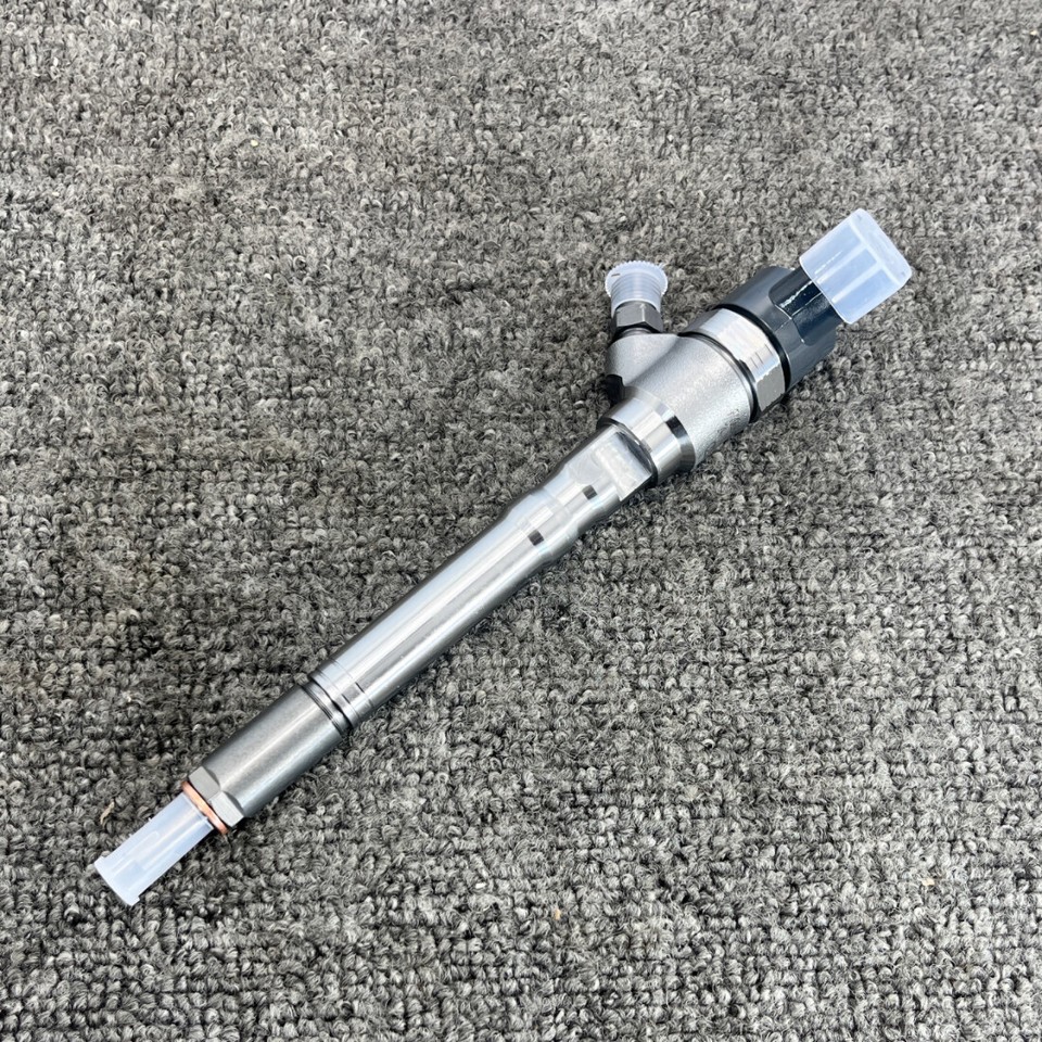 New 0445110126 0445110126 Diesel Injector 33800-27900 For Bosch HYUNDAI ...