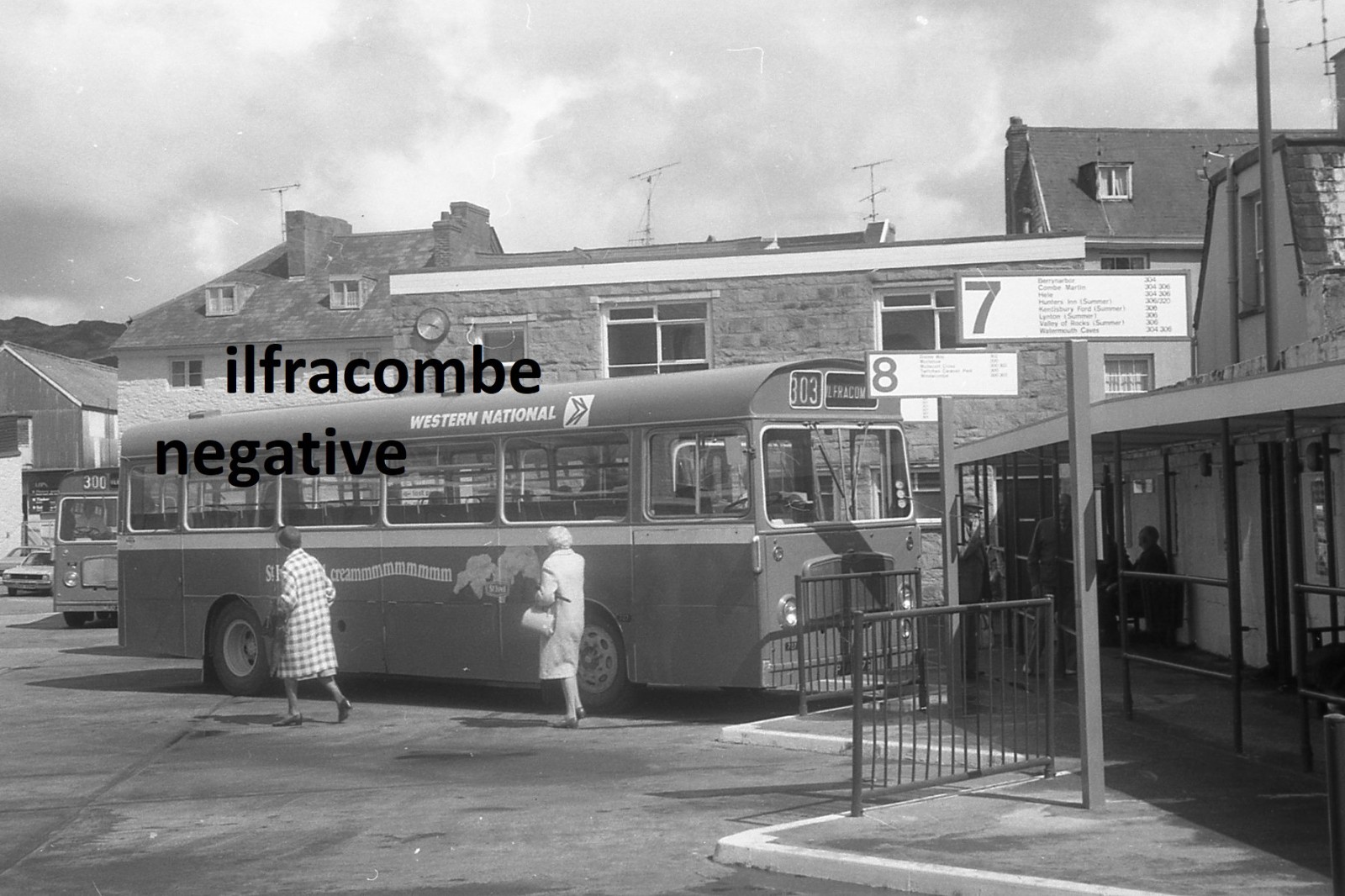 35MM BUS NEGATIVE ILFRACOMBE BUS STATION WESTERN NATIONAL NEG NO 153 ...