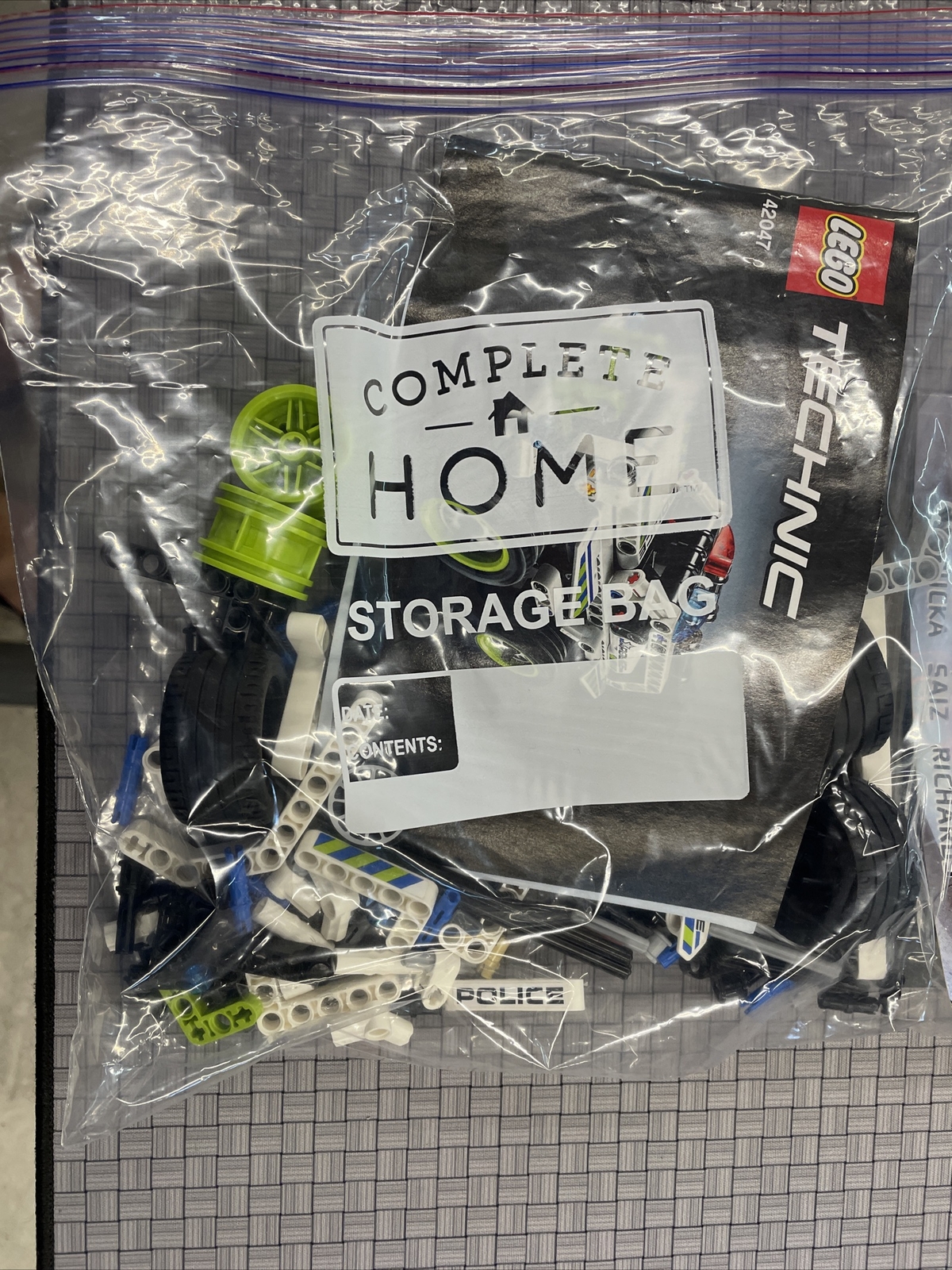 LEGO - 42047 - POLICE INTERCEPTER - w/ PULL BACK ACTION - 100 % ...