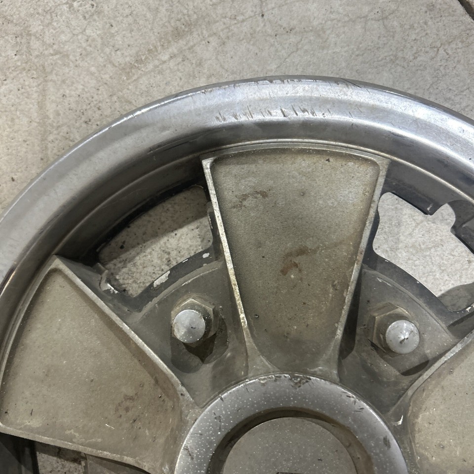 VINTAGE 67 68 69 CHEVROLET CHEVY II CHEVELLE NOVA CAMARO HUBCAPS WHEEL ...
