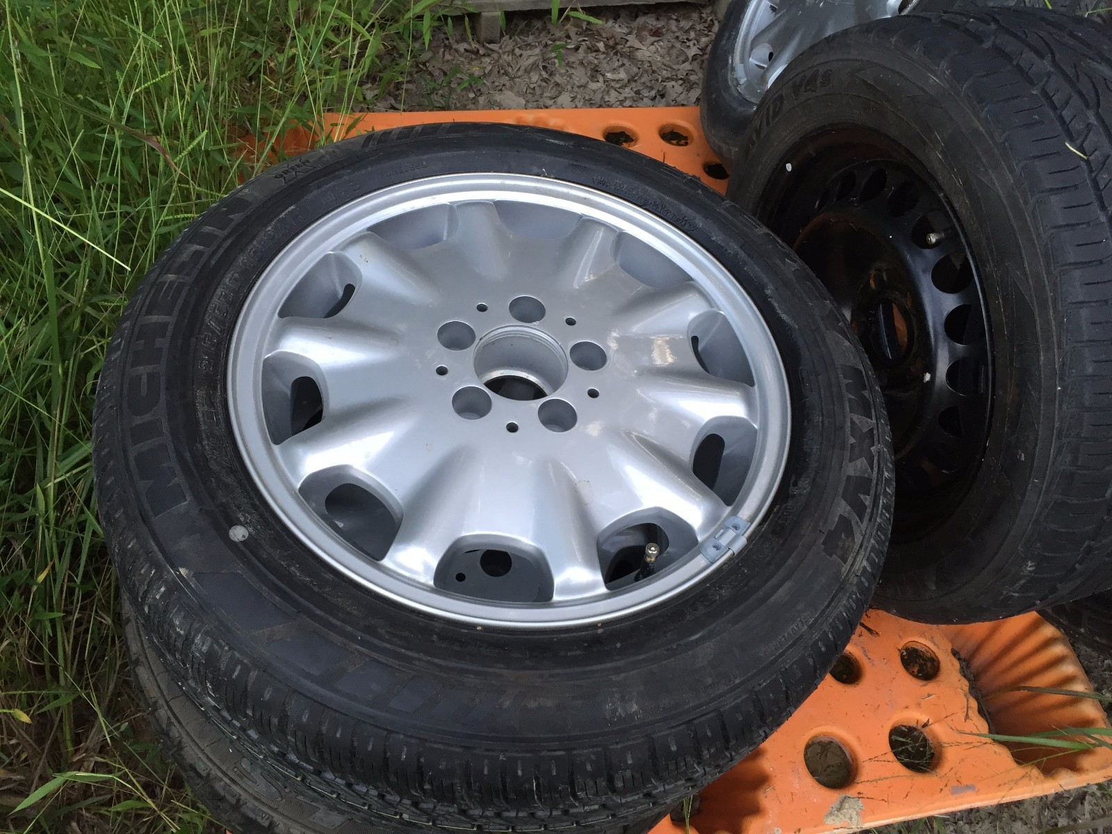 A2104010602 GENUINE Mercedes 16" RIM WHEEL SILVER 16X7.5 Ronal & Tire ...