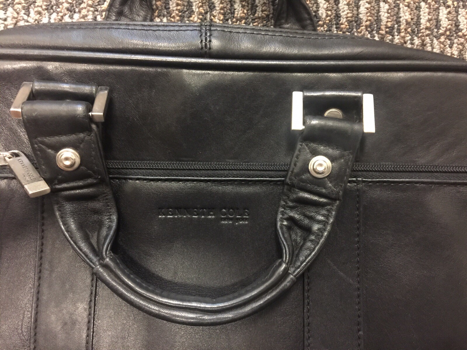 Kenneth Cole Black Genuine Leather Messenger Briefcase - Gem