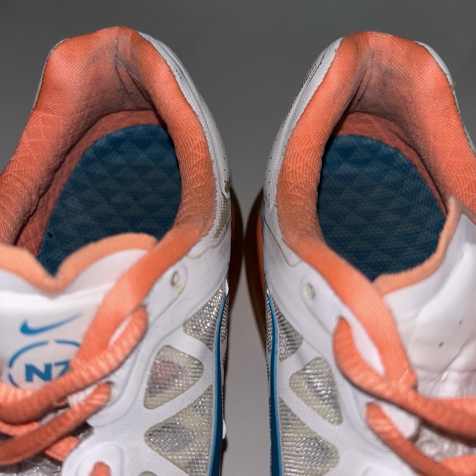 Nike Women’s Sz 8 Air Max 2011 N7 Retro White Mango Pink Turquoise ...