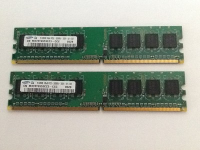 2 x Samsung Arbeitsspeicher (je 512MB, PC2-3200U, DDR2-400, DIMM 240 ...