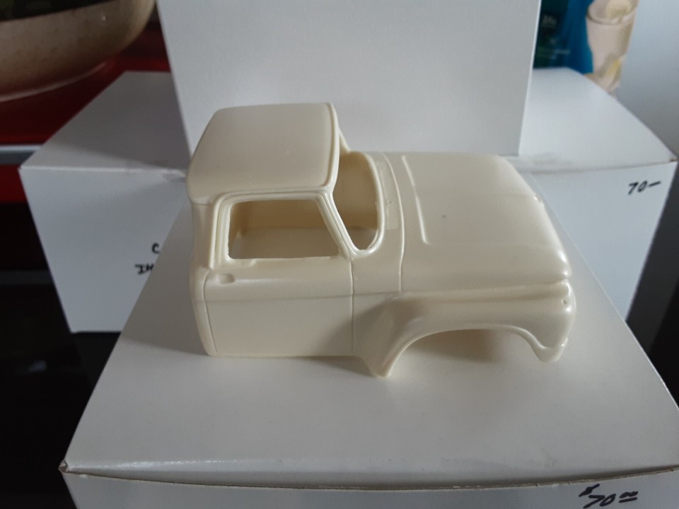 VINTAGE AMERICAN INDUSTRIAL TRUCK MODELS FORD F600 RESIN TRUCK CAB ...