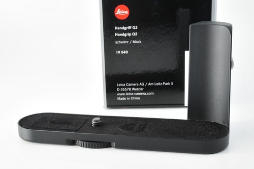 [Near MINT+++ in BOX] Leica Camera Hand Grip 19540 Black For Q2 From ...