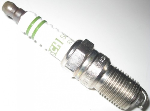 Mercedes M102 M103 Engine BOSCH H7DCO 102 R0 Spark Plug A0031590603 New ...