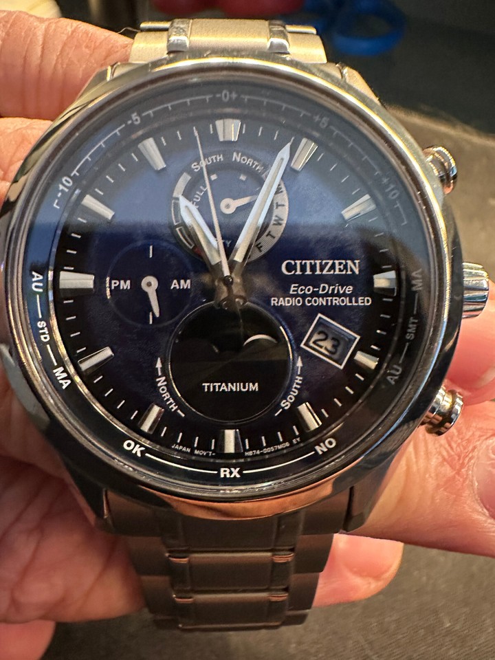 Citizen Atomic Time Keeping Tsuki-Yomi A-T Eco-Drive Men's Watch (Blue ...