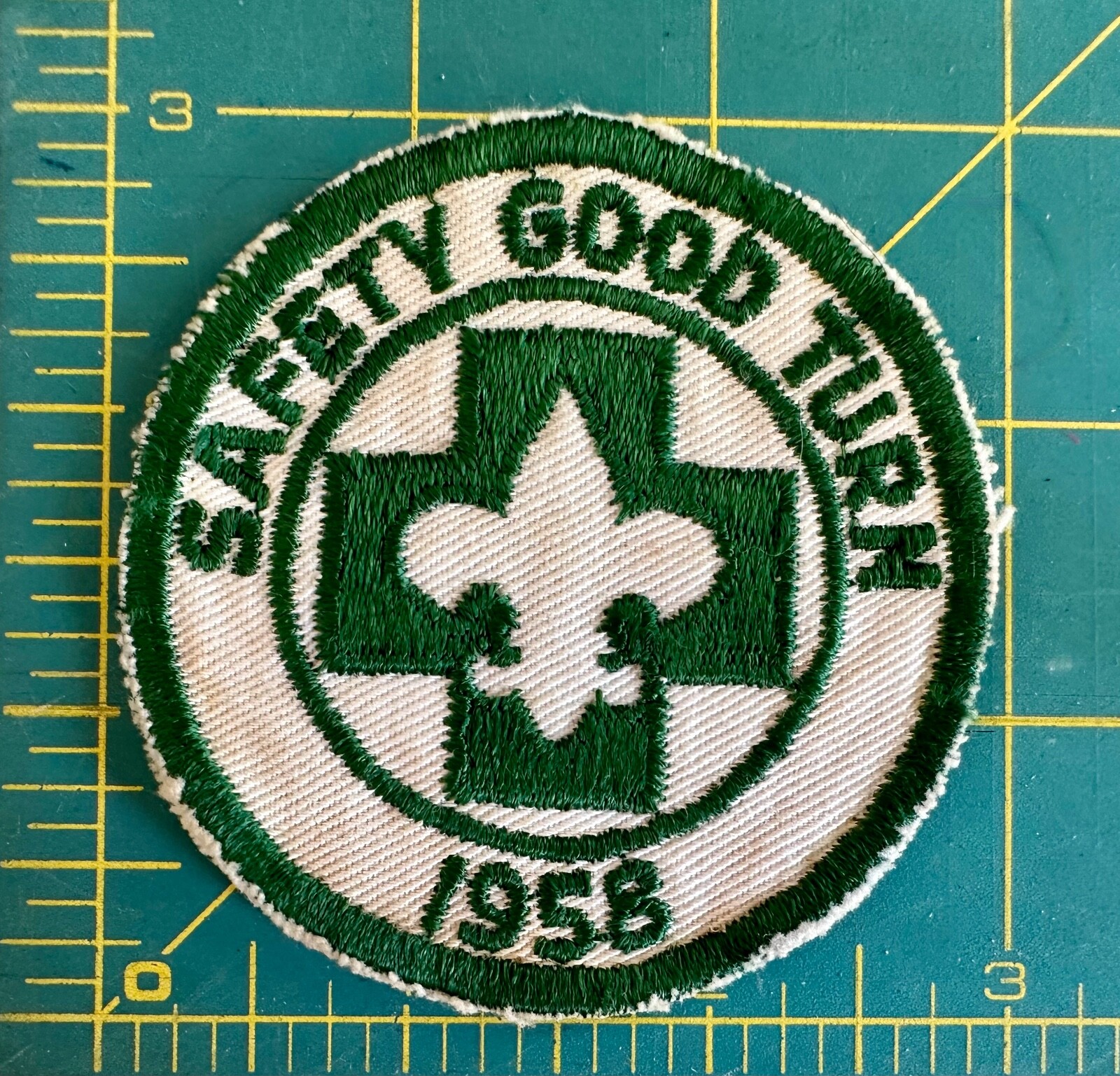 Vintage 1958 SAFETY GOOD TURN Boy Scouts of America Twill Badge PATCH ...