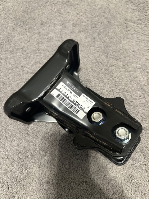 112105ZM0A Genuine Nissan Insulator ASSY 11210-5zm0a for sale online | eBay