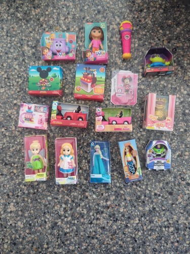 Zuru Surprise Mini Brands Toys Lot Of 16 Toy Story, Dora, Minnie ...