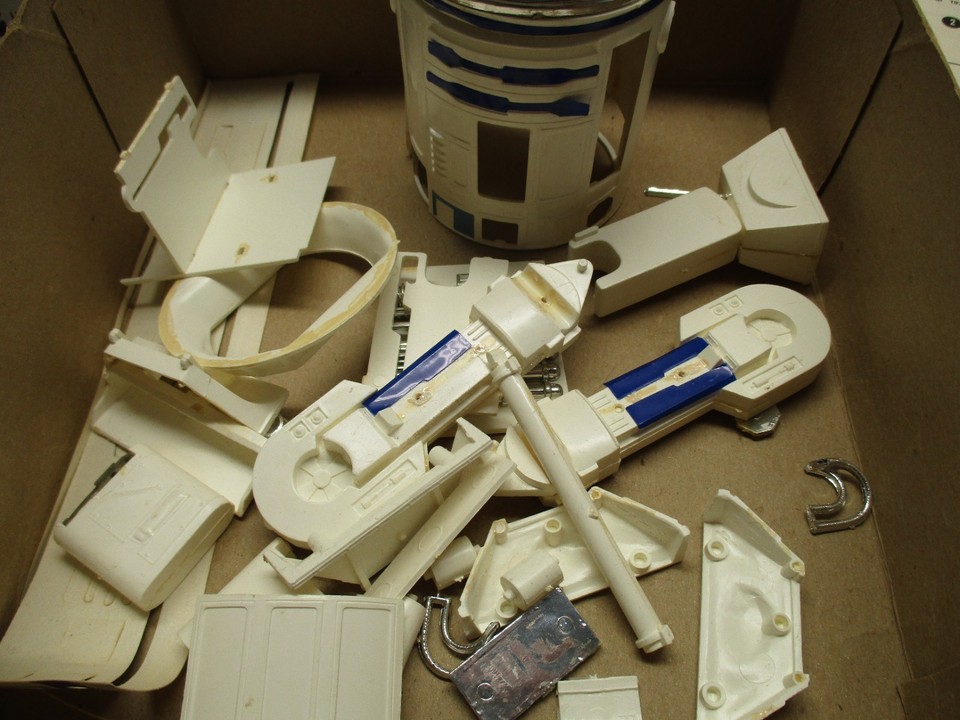 Vintage 1977 MPC Star Wars The Authentic R2-D2 Artoo Detoo 6” Tall ...