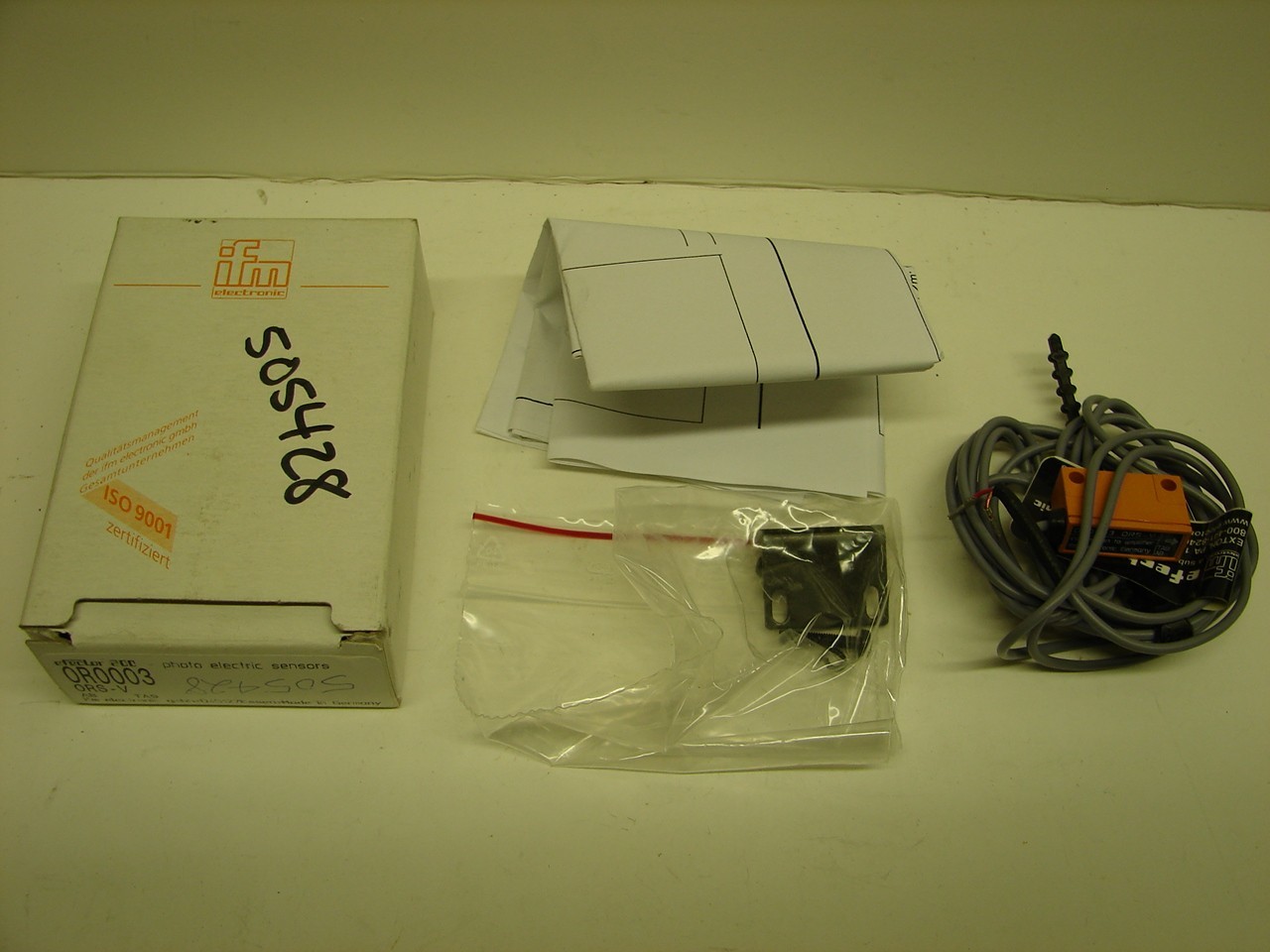 IFM/EFECTOR OR0003/ORS-V/0R0003/0RS-V PHOTO ELECTRIC SENSOR ***NIB ...