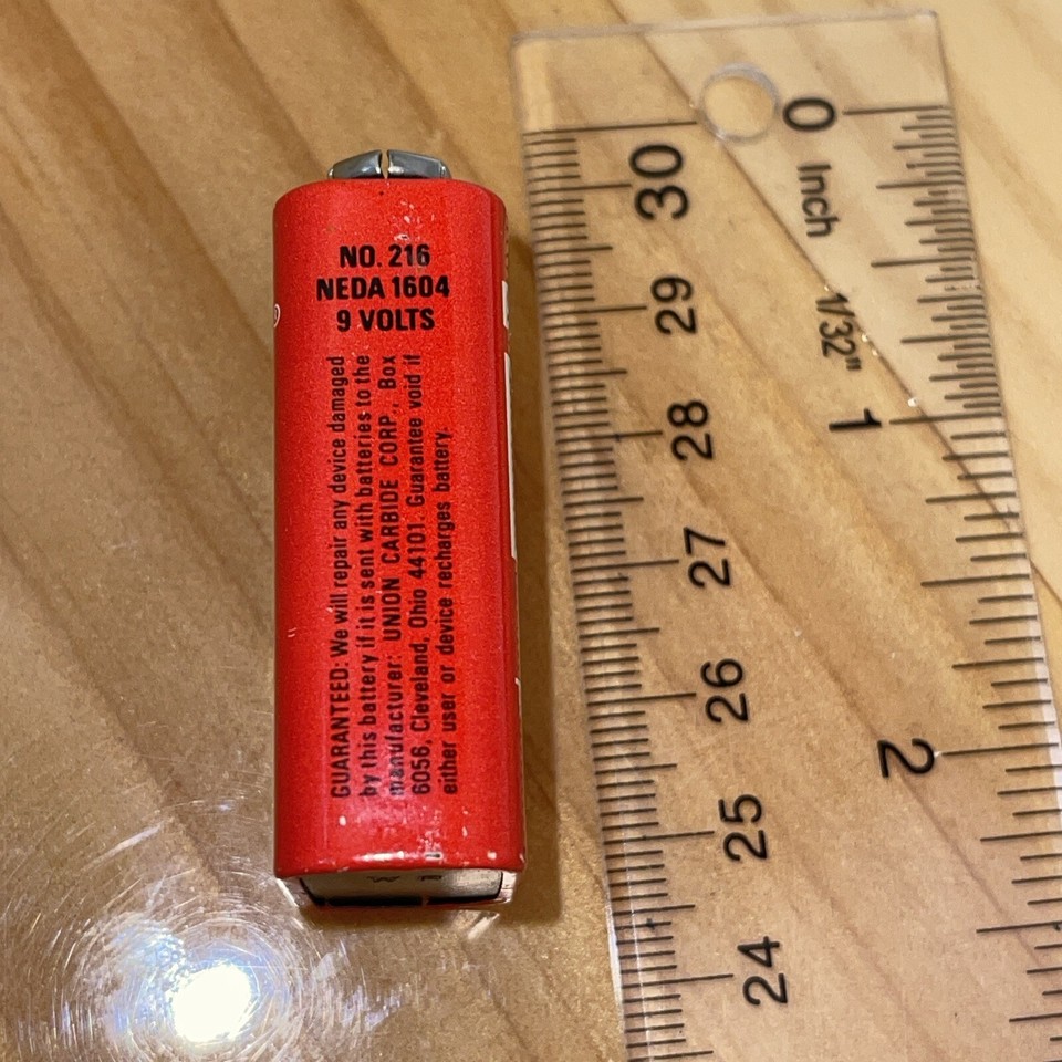 Vintage 1960's 9v Volt Eveready Transistor Battery Red With Black Cat ...