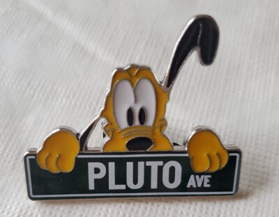 Disney Trading Pin - PLUTO AVE - Disney Street Signs | eBay