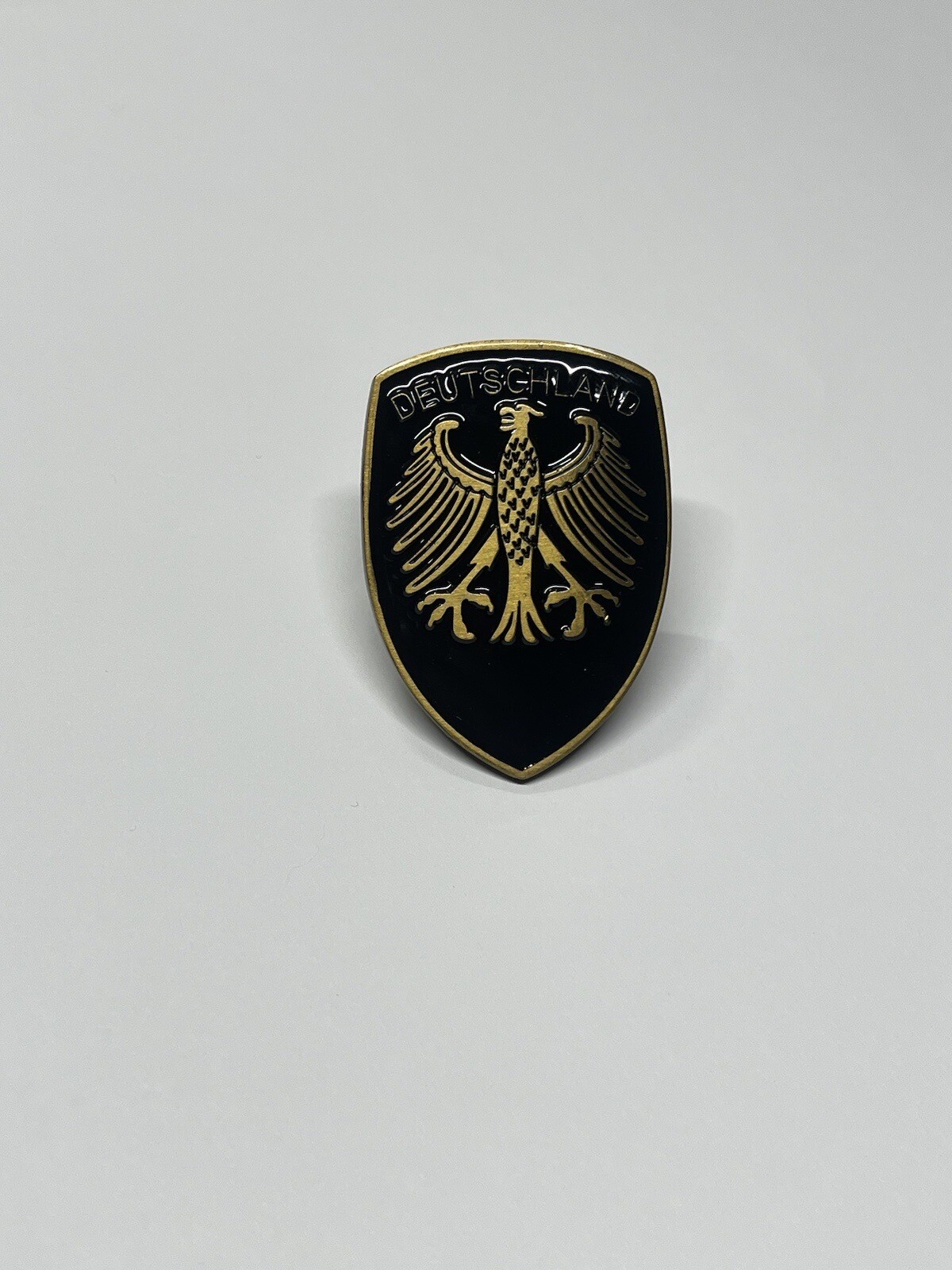 1964-1979 VW Beetle Super Beetle Hood Emblem & Matching Crest Vintage Gold