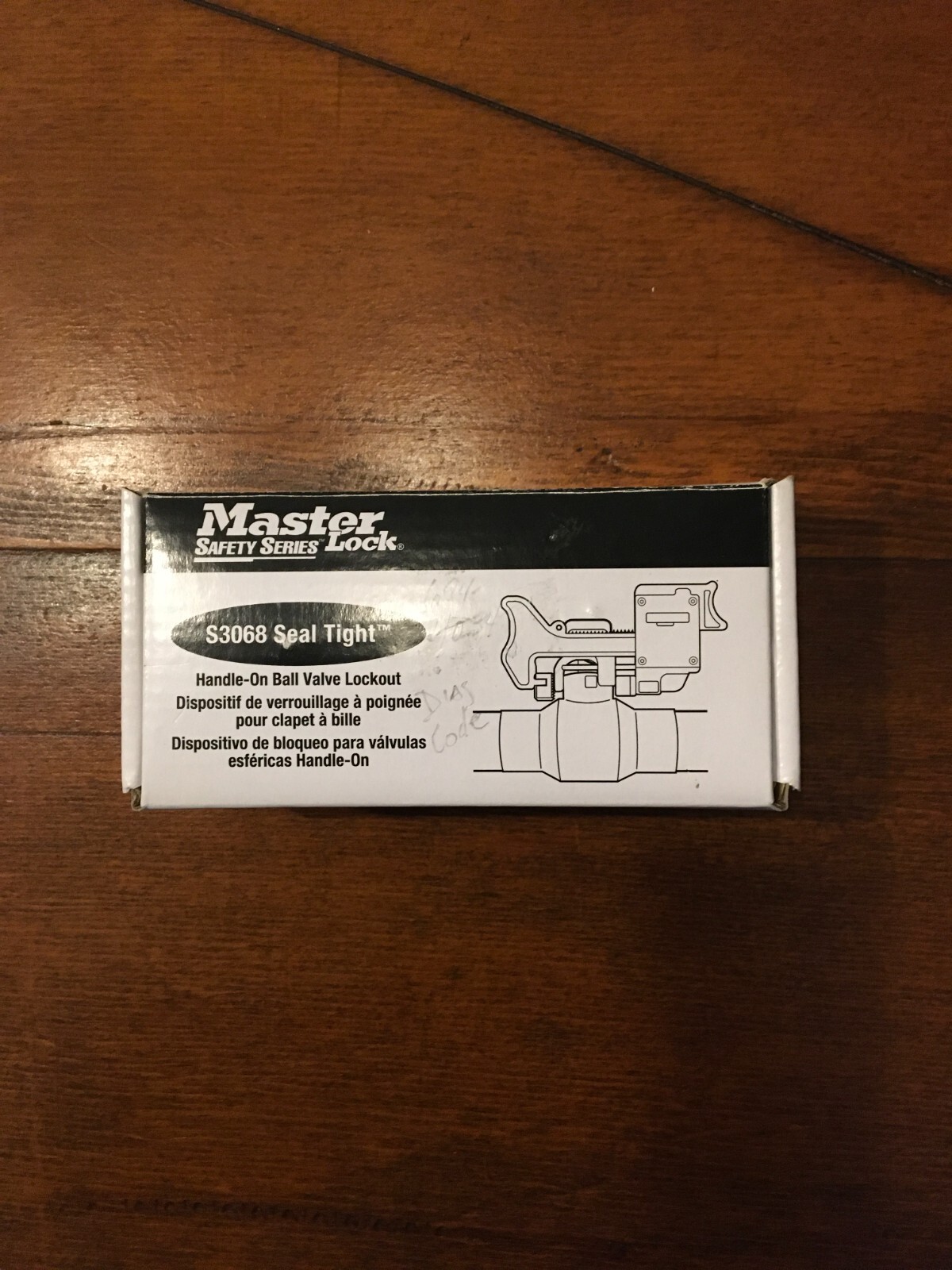 Master Lock Safety Series S3068 Seal Tight Handle-On Ball Valve Lock | eBay