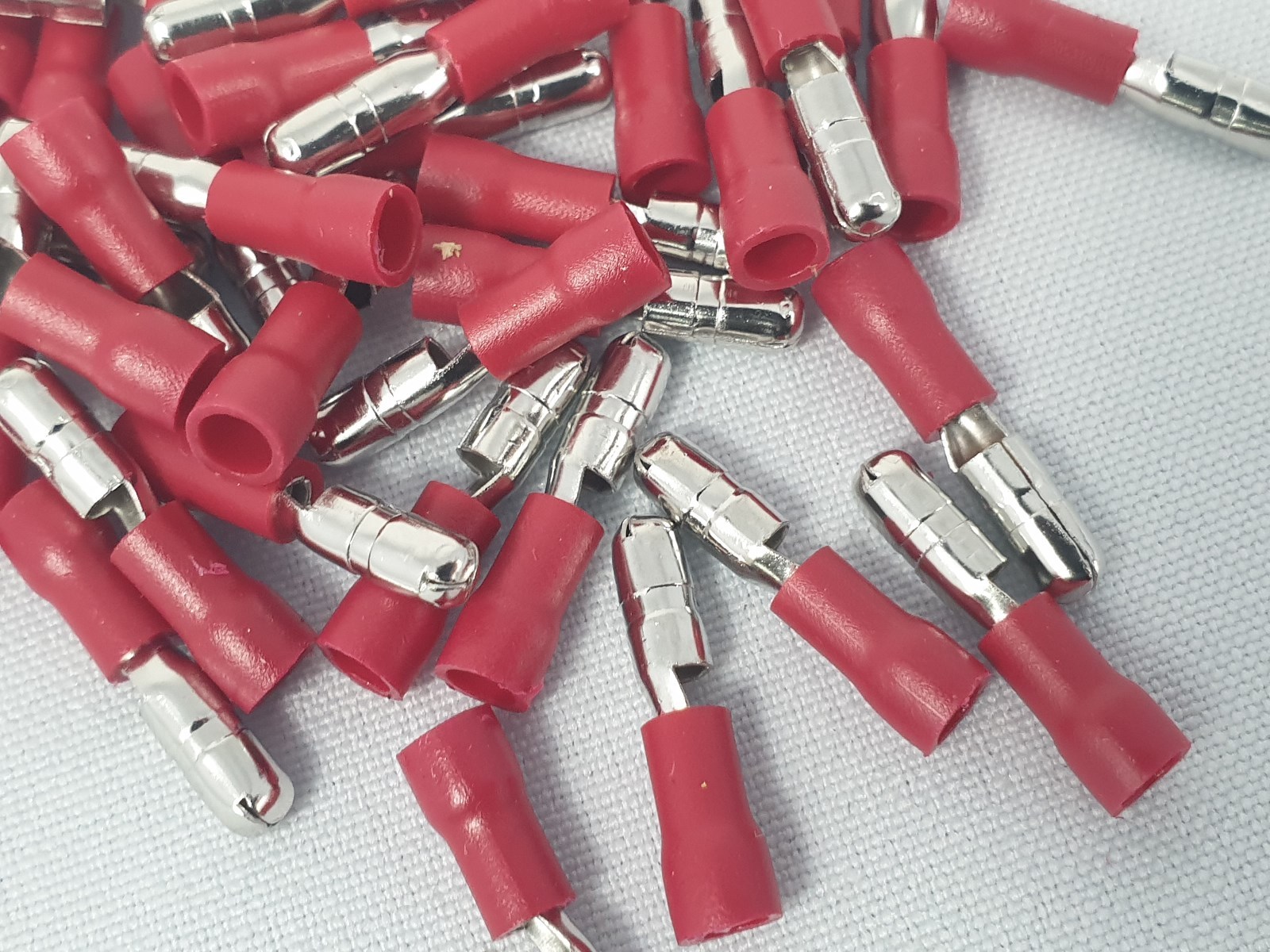 25x Kabelhülsen Stecker Crimp Rundstecker Kabelschuh isoliert 1mm² MPD1 ...