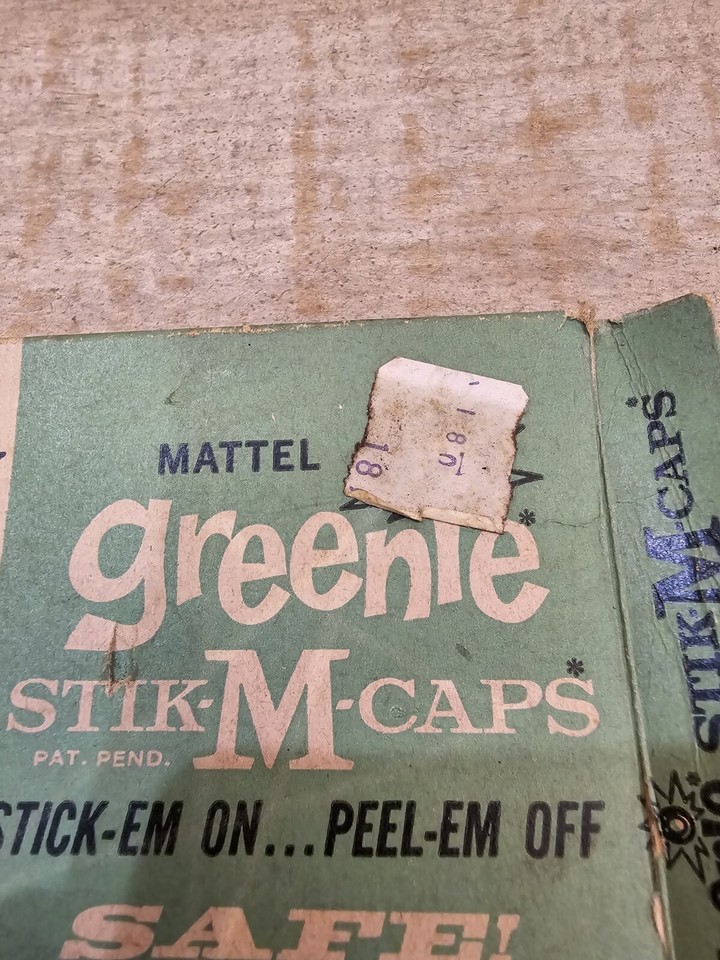Mattel Greenie-M-Caps Stik-Em-On.....Peel-Um-Off Box Only 😉 | eBay