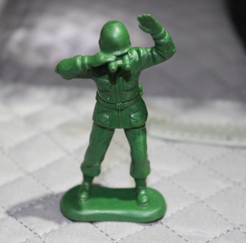 Burger King Kids Meal Pixar Toy Story Green Army Men Excellent | eBay