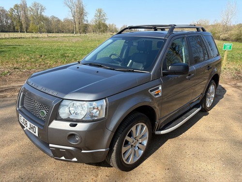 LAND ROVER FREELANDER 2 2.2 TD4 “RARE HST MODEL” ** ONLY ONE OWNER FROM ...