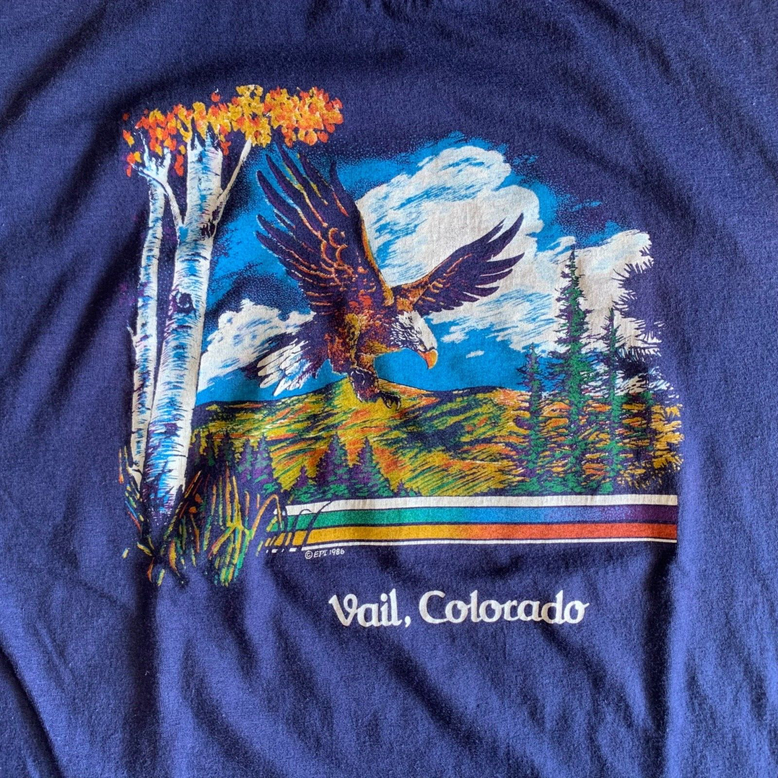 80s VINTAGE VAIL COLORADO SKI RESORT SOUVENIR T-SHIRT… - Gem