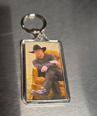 Vintage Tim McGraw Tour 2000 Country Music Keychain | eBay