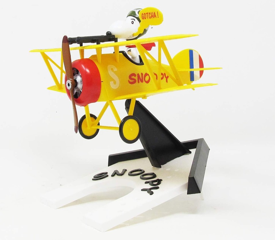 Atlantis Peanuts Snoopy and Sopwith Camel Aircraft Snap Model Kit ...