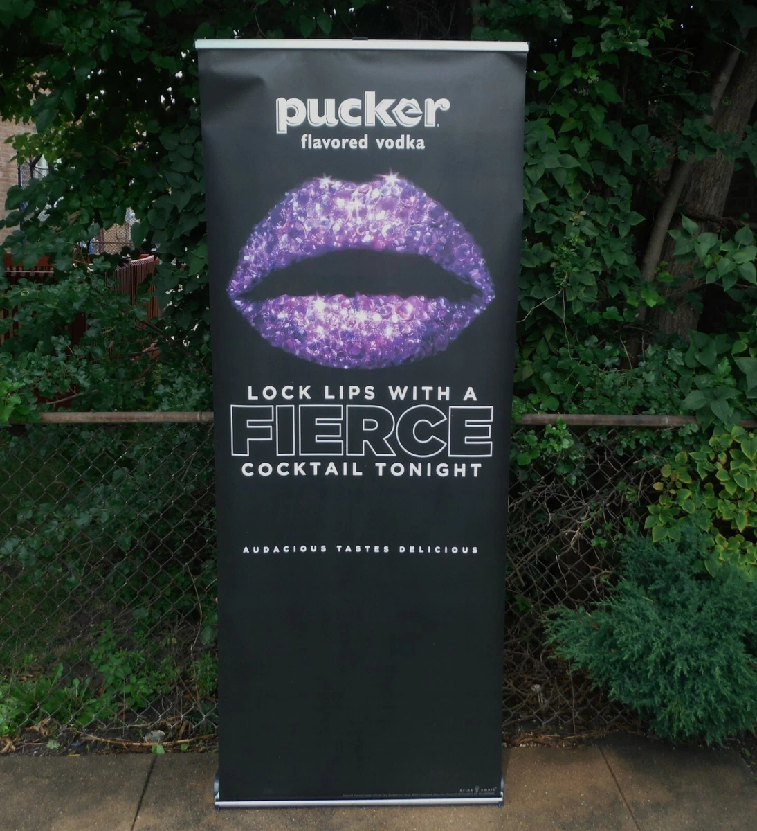 Pucker Vodka Logo