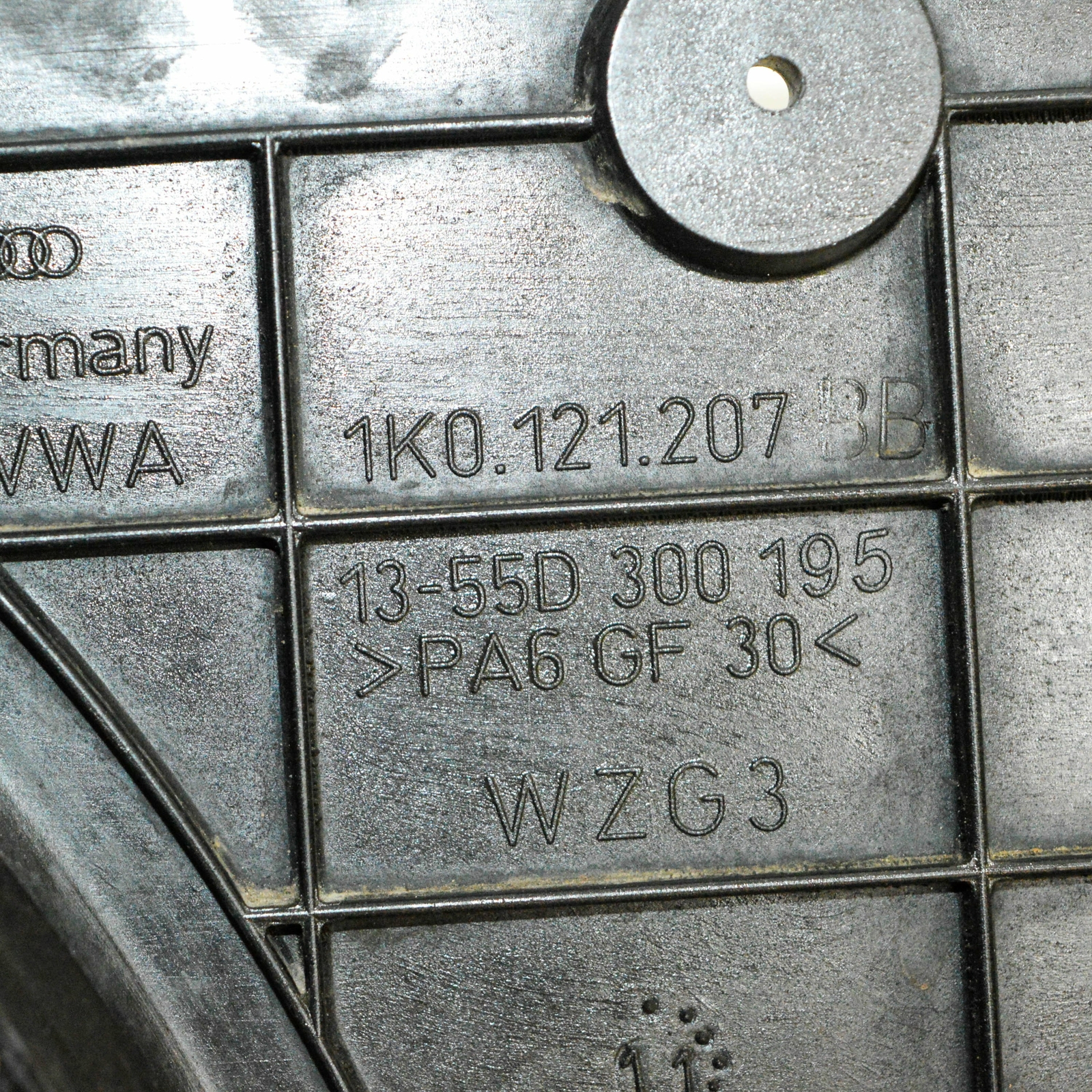 AUDI A3 Sportback 2007 Refroidissement Moteur Fan Radiateur 1K0121207BB ...